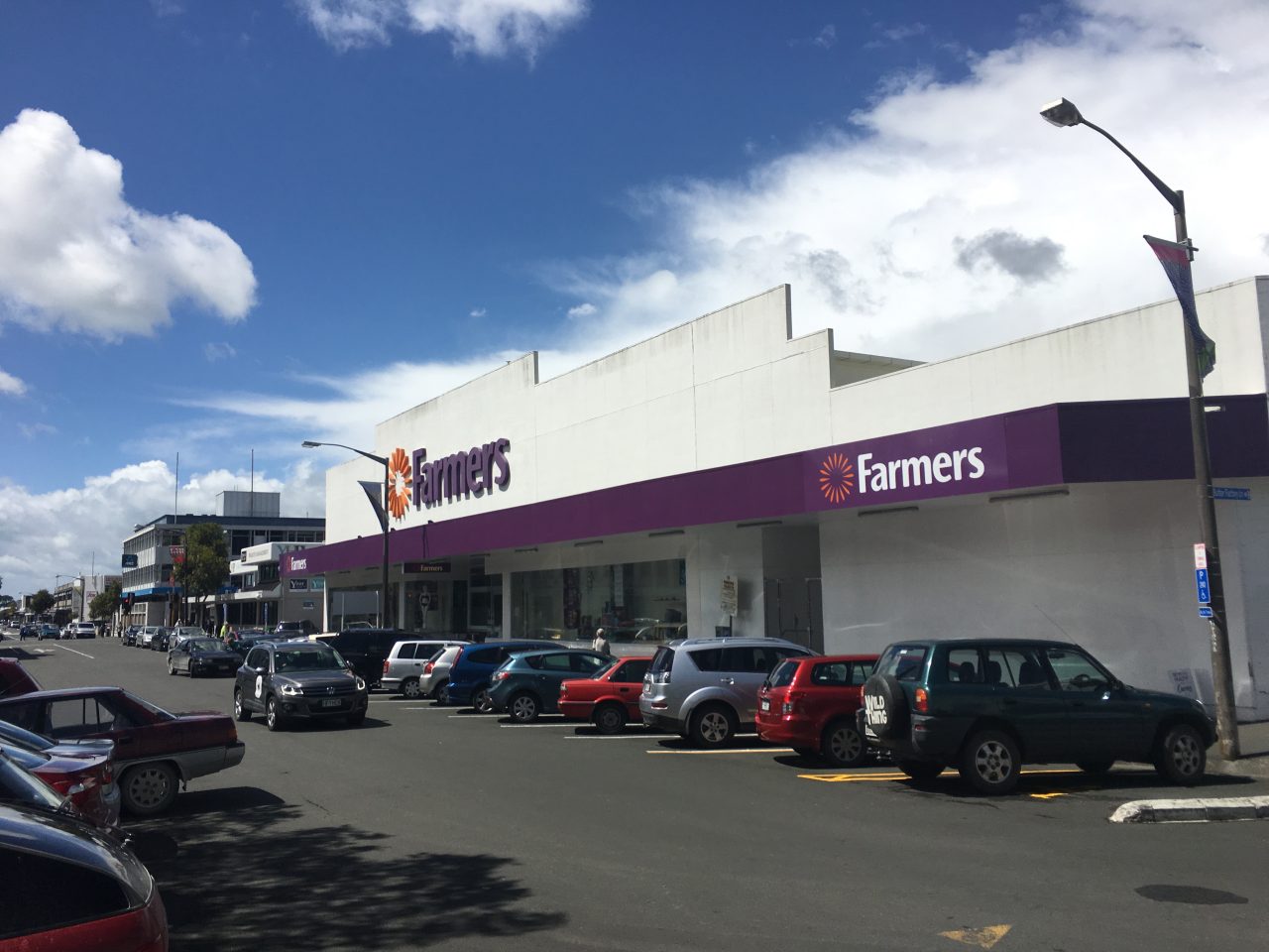 Teretek to Re-level Department Store Floors | Mainmark